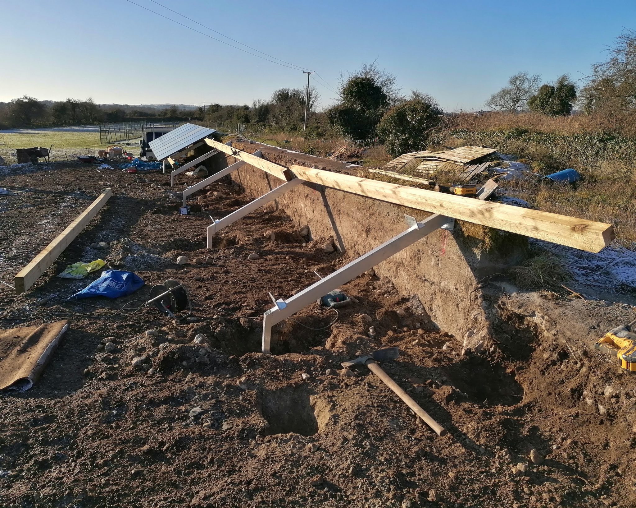 Avila – Lean-to style groundmount – Solar Structures Ireland