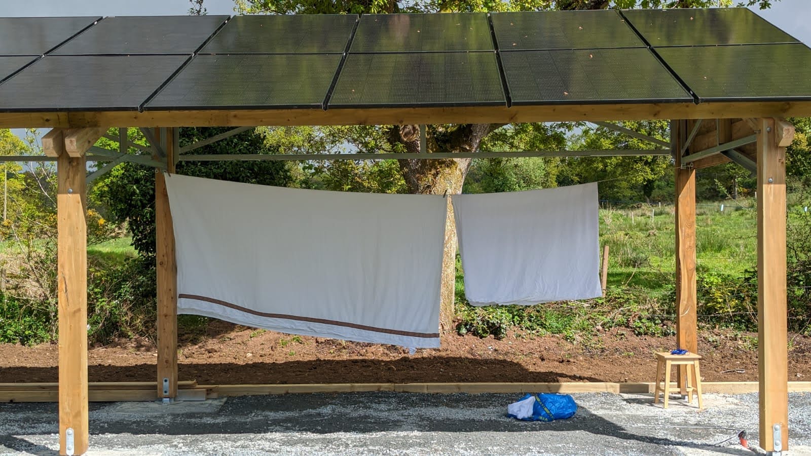 An eco-friendly solar clothes dryer in Co. Limerick – Solar Structures ...